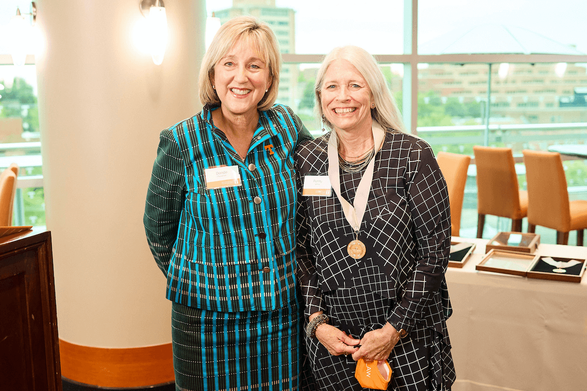 Penny White recognized as exemplary, earns UT Chancellor's Professor ...